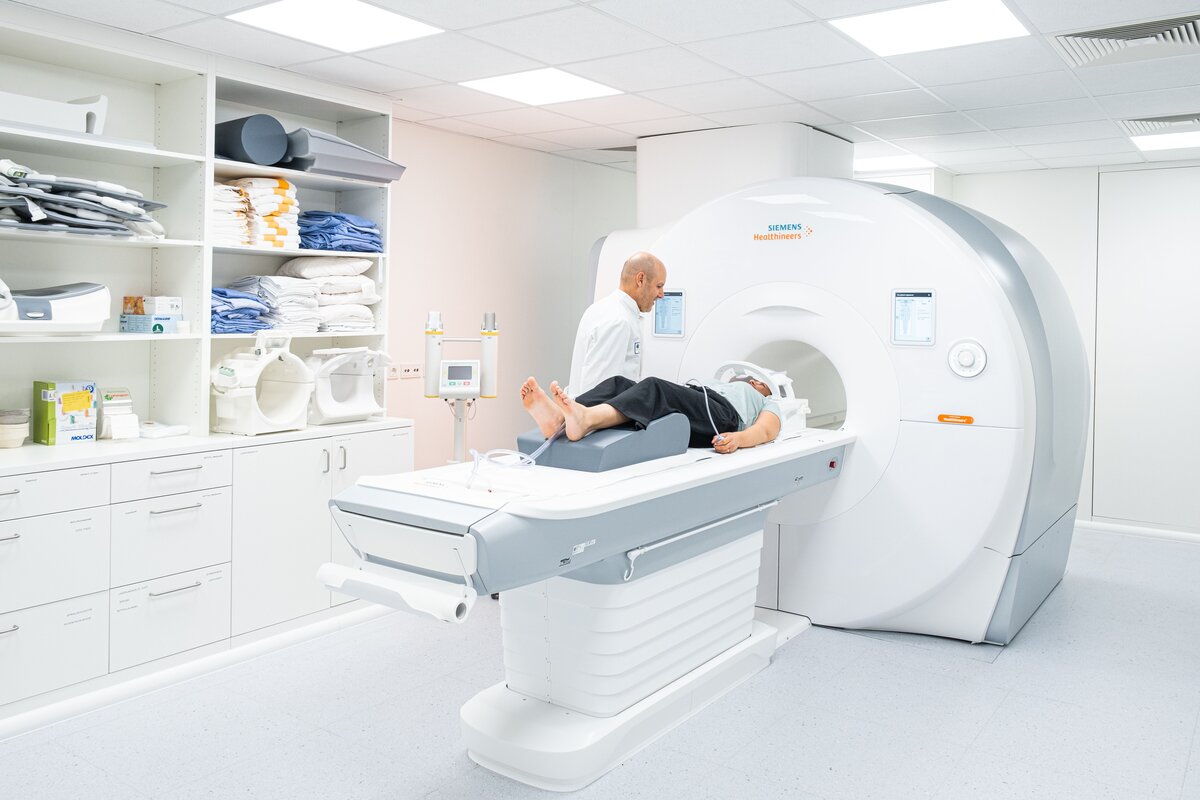 Modernster MRT-Scanner in Europa am Uniklinikum Freiburg eingeweiht ...